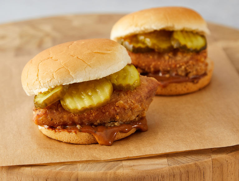 Texas Hot Chicken Sandwich Recipe | Land O’Lakes Foodservice