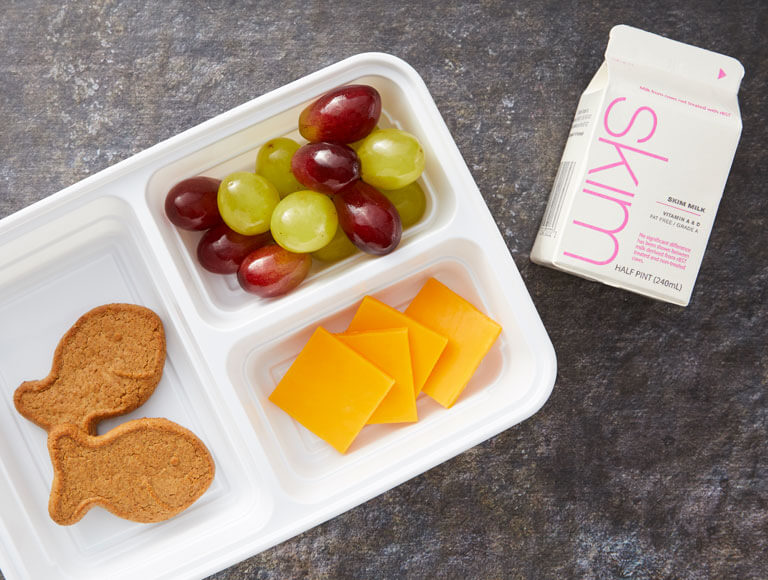 Crackers and Cheese Breakfast Bento Recipe | Land O’Lakes Foodservice