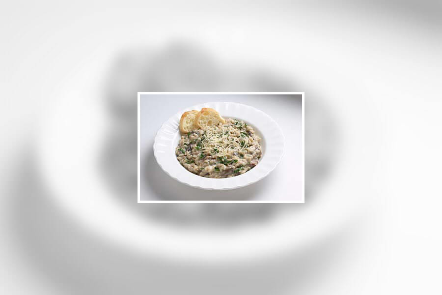 Risotto with Alfredo Sauce and Mushrooms Recipe | Land O’Lakes Foodservice